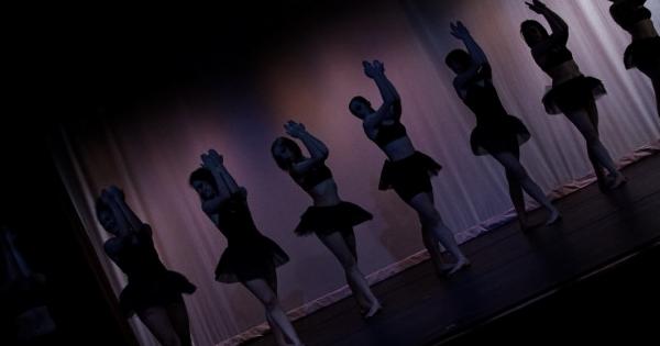 Song of the Stars: A Dance Experience of Cosmic Proportions ...